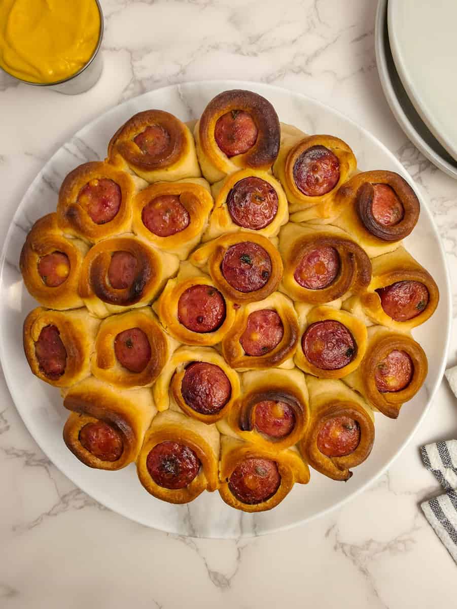 Pull-Apart Pigs in a Blanket - Simply Scratch Made